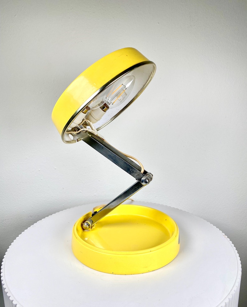 Vintage Yellow GEI Folding Desk Lamp - 1970s Space Age Adjustable Z ...
