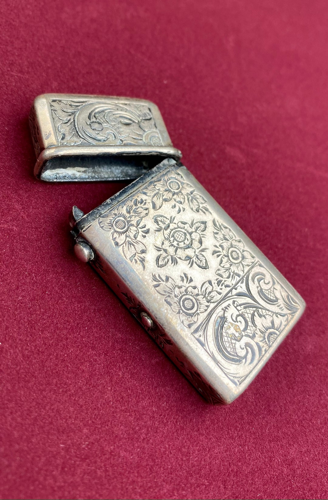 Antique Silver Lighter/tinder Box With Floral Engravings and UK Lion ...