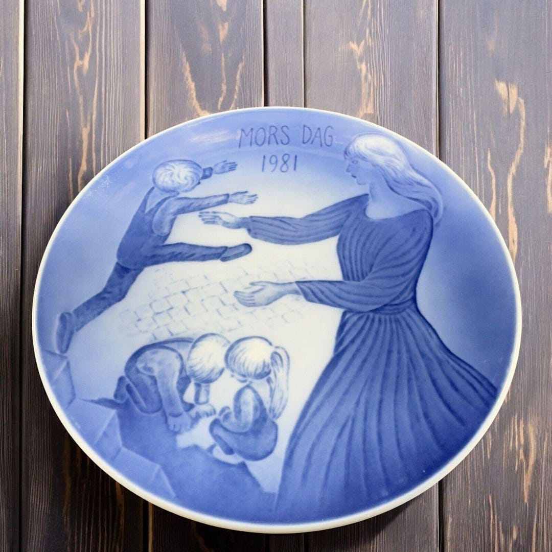 Royal Copenhagen 1981 Mors Dag Denmark Dia Porcelain Mothers Day Plate ...
