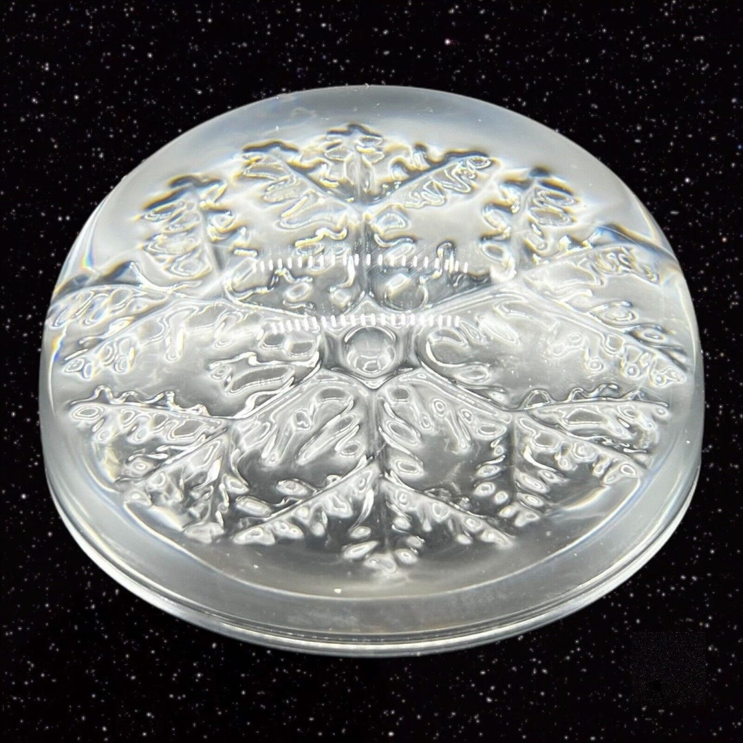 Art Glass Paperweight Snow Flake Christmas Snowflake Glass 3.5”W 2”T - Etsy