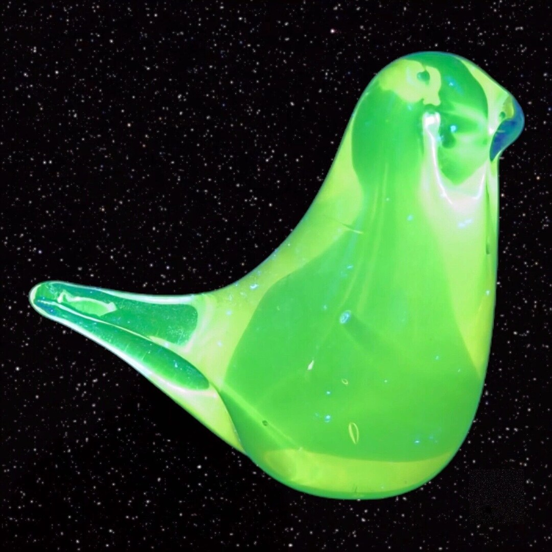 Whimsical Purple Lilac Glass Bird Figurine Manganese 365nm Green UV ...