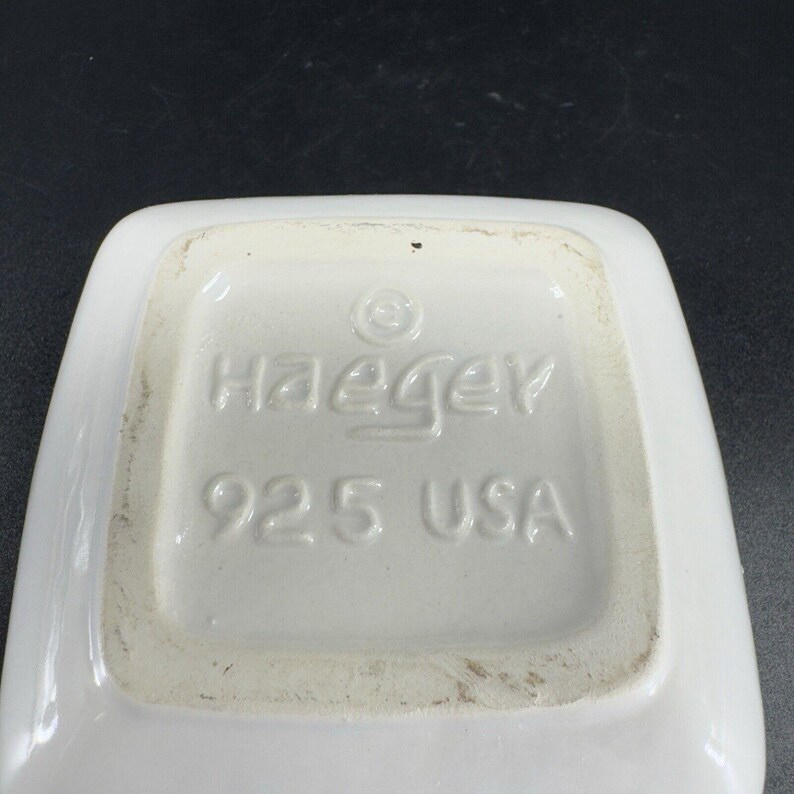 Haeger Pottery Christmas Holly Ashtray Holiday Christmas Heritage Tray ...