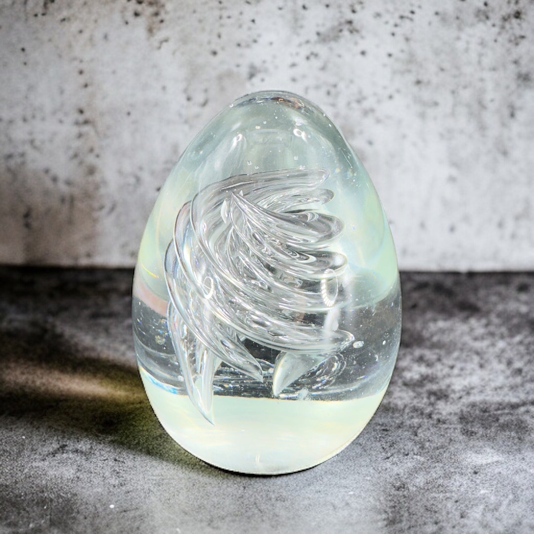 Clear Art Glass Paperweight Figurine With Swirls Inside Small Bubbles 3 ...