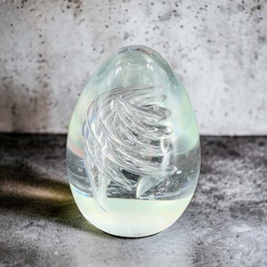 Clear Art Glass Paperweight Figurine With Swirls Inside Small Bubbles 3 ...