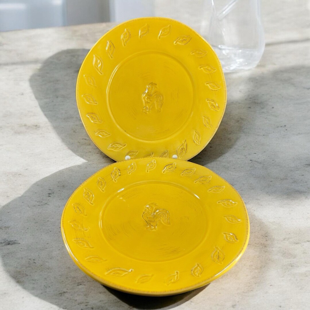 Home Hand Painted Yellow Rooster Chicken Plate Dish Set 2 Round ...