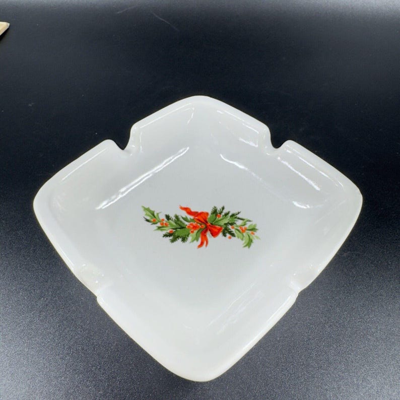 Haeger Pottery Christmas Holly Ashtray Holiday Christmas Heritage Tray ...
