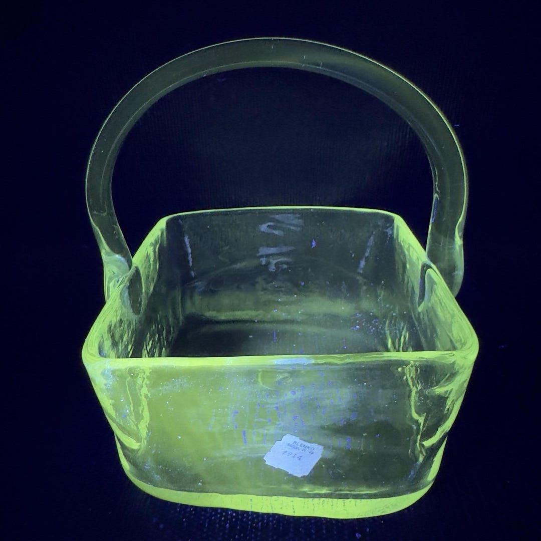 Blenko Clear Hand Blown Glass Basket Bowl Manganese 365nm UV Glow W ...