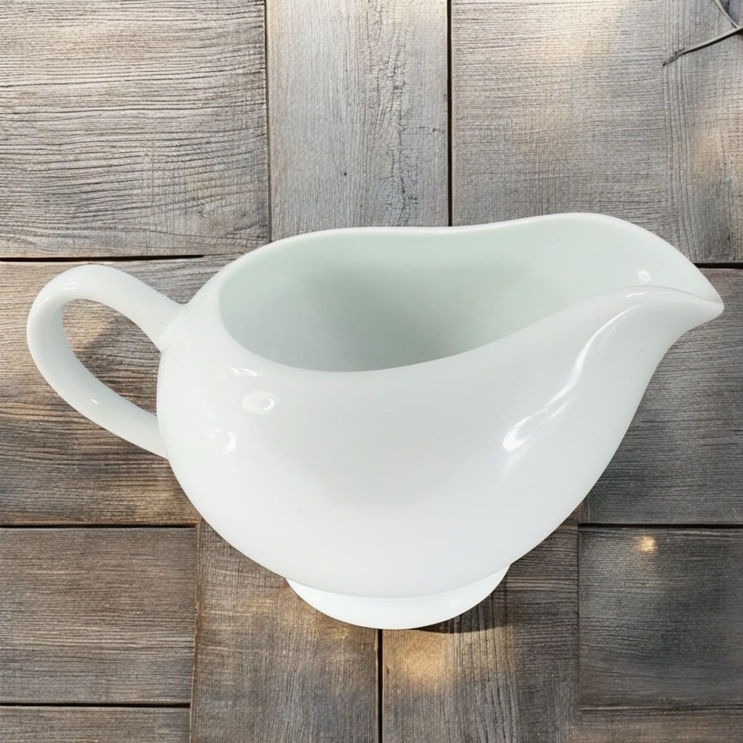 Fitz and Floyd Gourmet Porcelain Gravy Boat Sauce Boat White Ceramic W ...