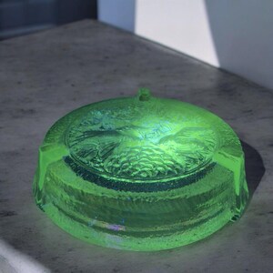 1970s Blenko Huge Heavy Ashtray Chinese Classics Birds Clear Manganese ...