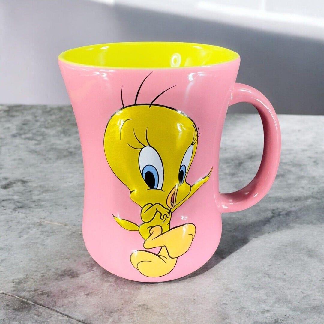 2005 Looney Tunes 3D Tweetie Bird Bad Ol Puddy Tat Pink Yellow Coffee ...