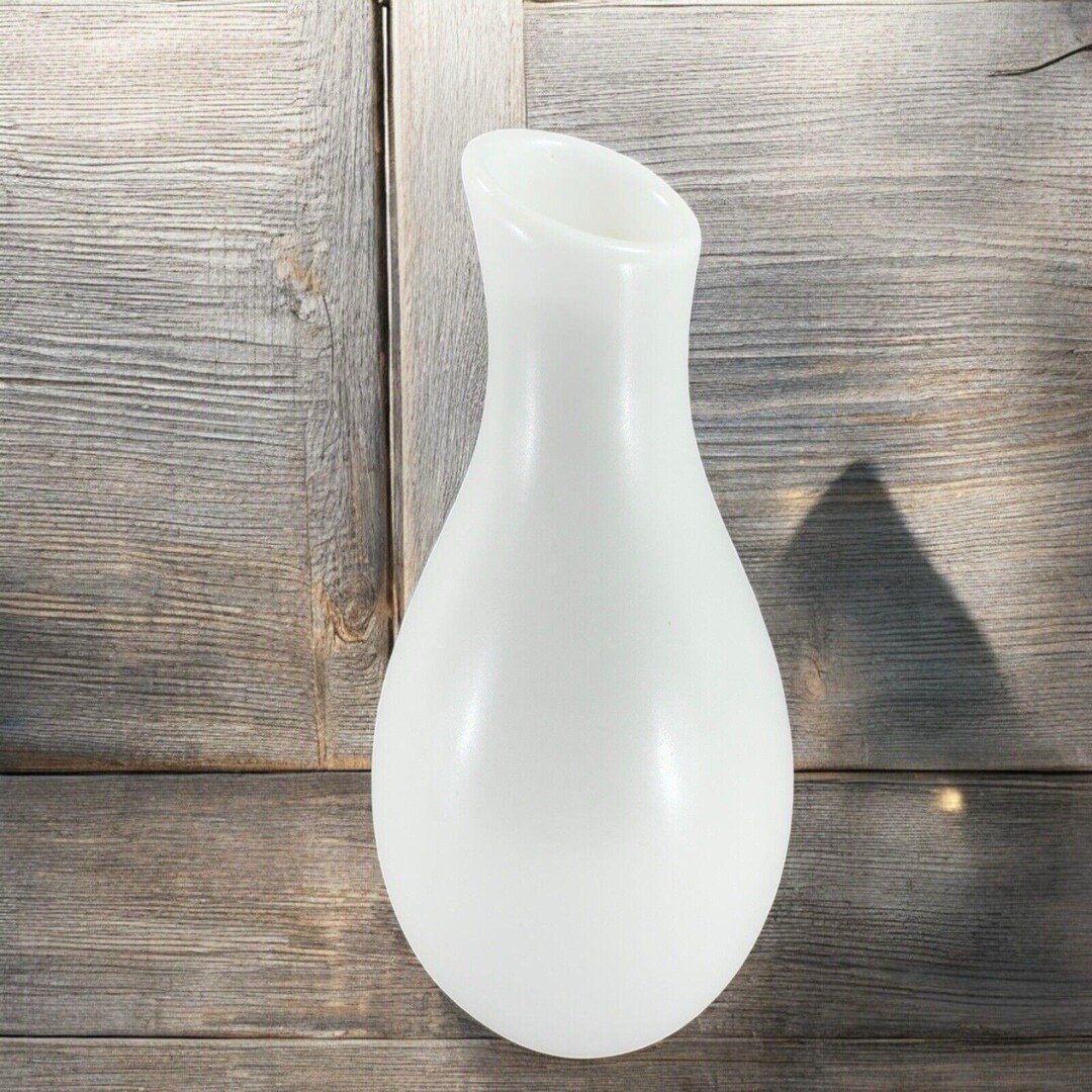Weddingstar White Porcelain Ceramic Bug Vase Vessel Angled Top Vase VTG ...