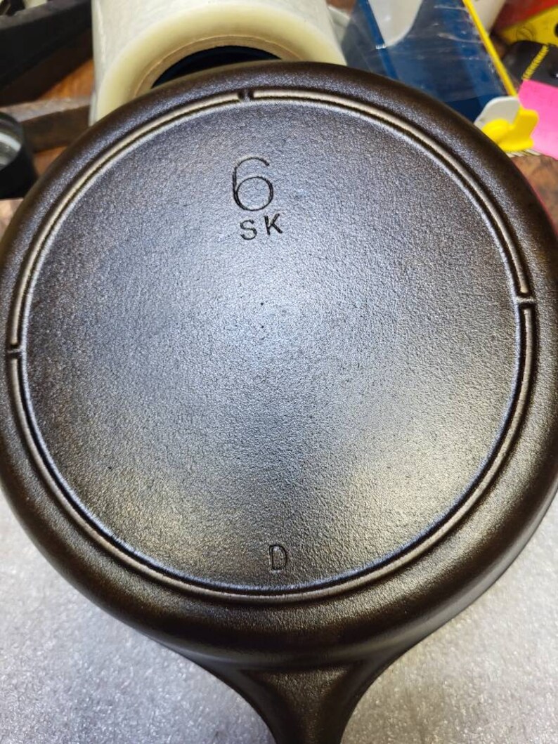 Vintage Lodge 3-notch Cast Iron Skillet. 6SK 6 With Heat Ring. Pre ...