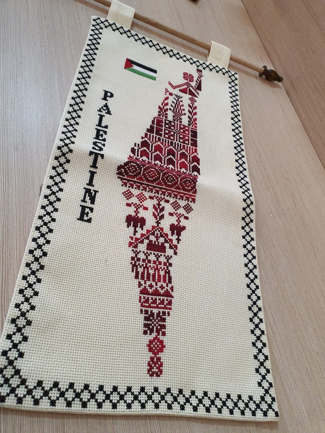 Palestinian Embroidered Wall Hanging - Etsy Canada