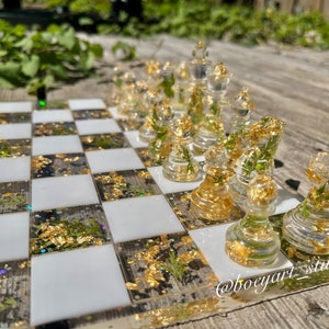 Resin Flower Chess Board Set: Handmade Botanical Chess Decor - Etsy
