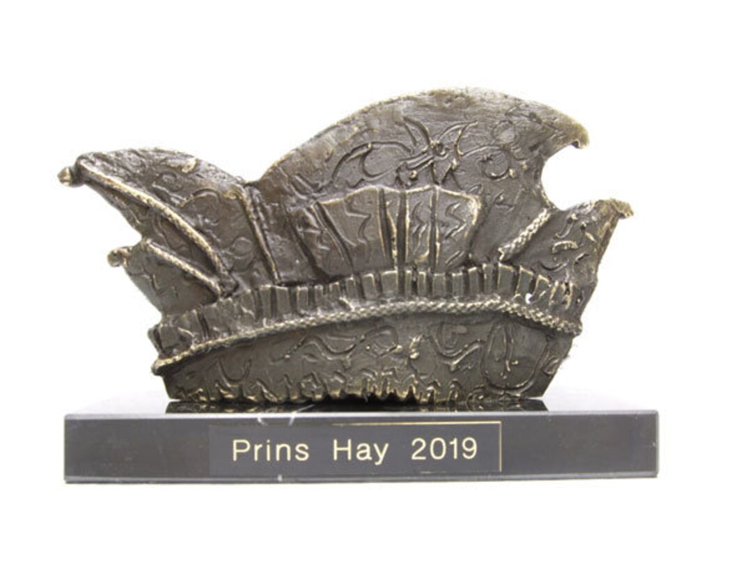 Carnival Figurine prince's Hat Prince Stitch - Etsy