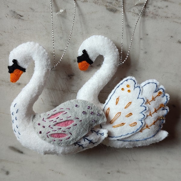 Felt Swan - Etsy