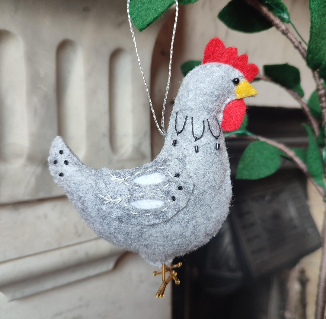 Grey Chicken Decorations Grey Felt Hen Decoration Grey Hens Easter ...