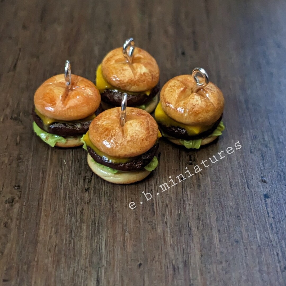 Set of Four Miniature Hamburgers, Miniature Food, 1:12 Scale, Dollhouse ...