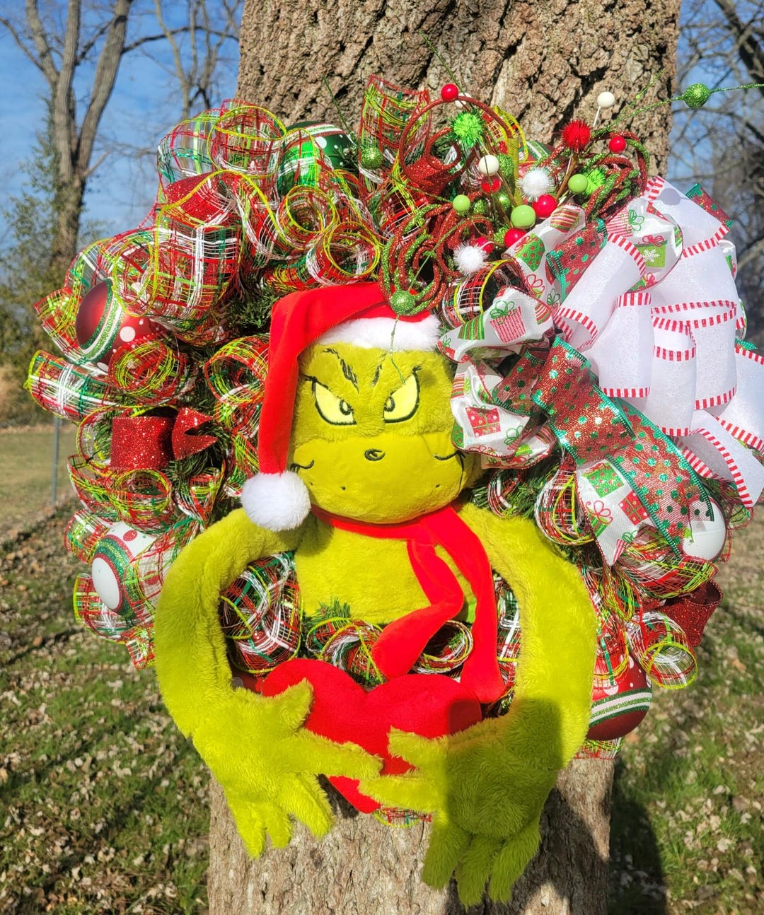 Grinch Evergreen Wreath Lights Up - Etsy