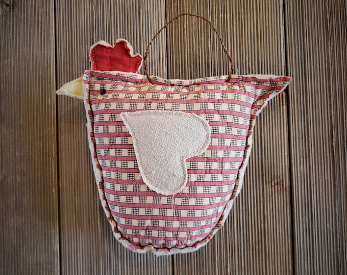 Vintage Quilted Chicken Peg Rail Hanger,quilted Chicken,vintage Quilts ...