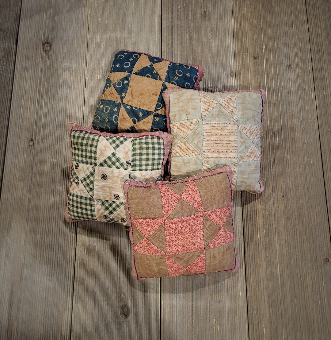 Mini Vintage Quilt Pillows,vintage Pillow,small Pillow Tucks,vintage ...