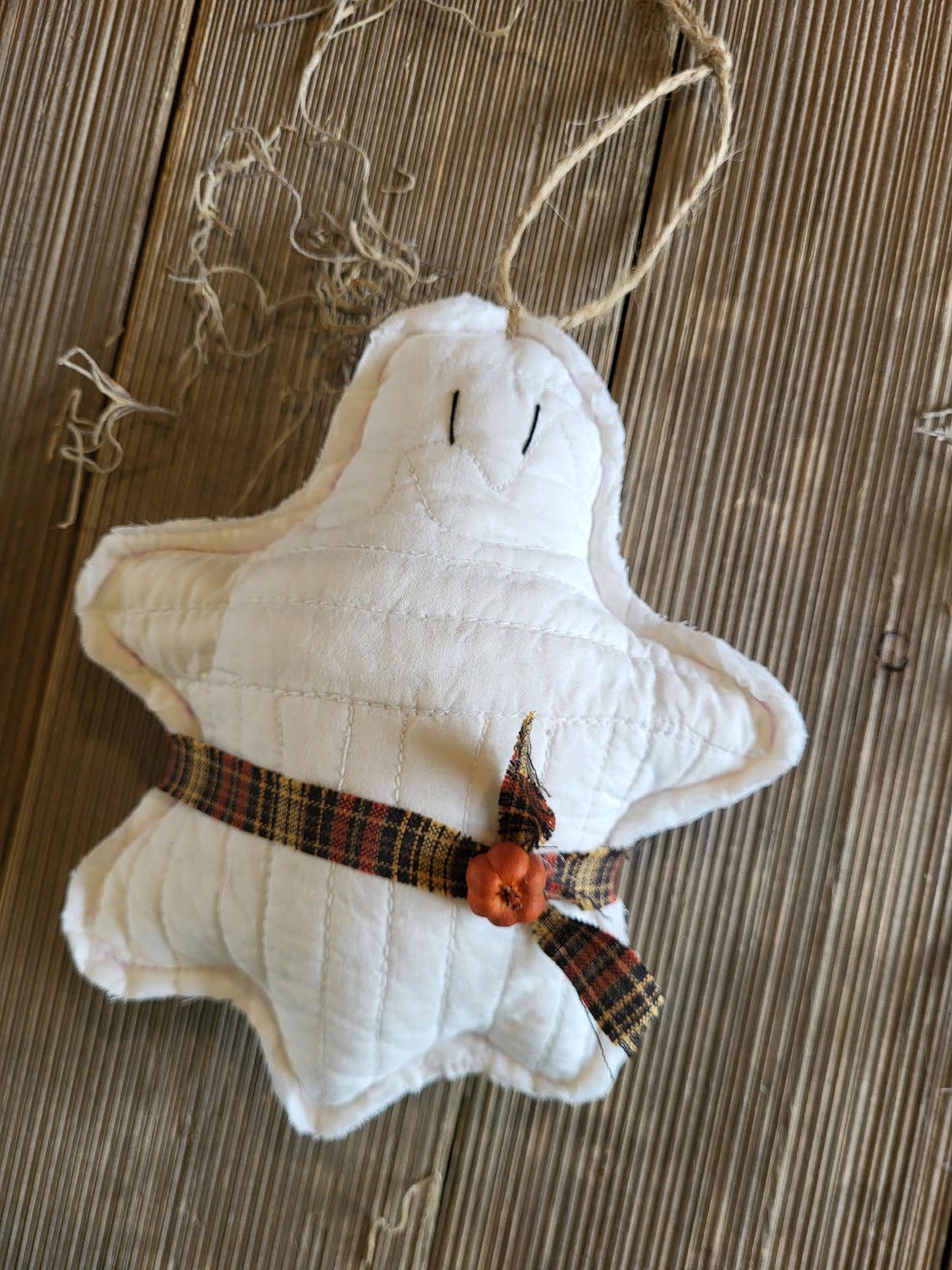 Quilted Ghost,hanging Vintage Quilt Ghost,ghost,fall Decor,peg Rail ...