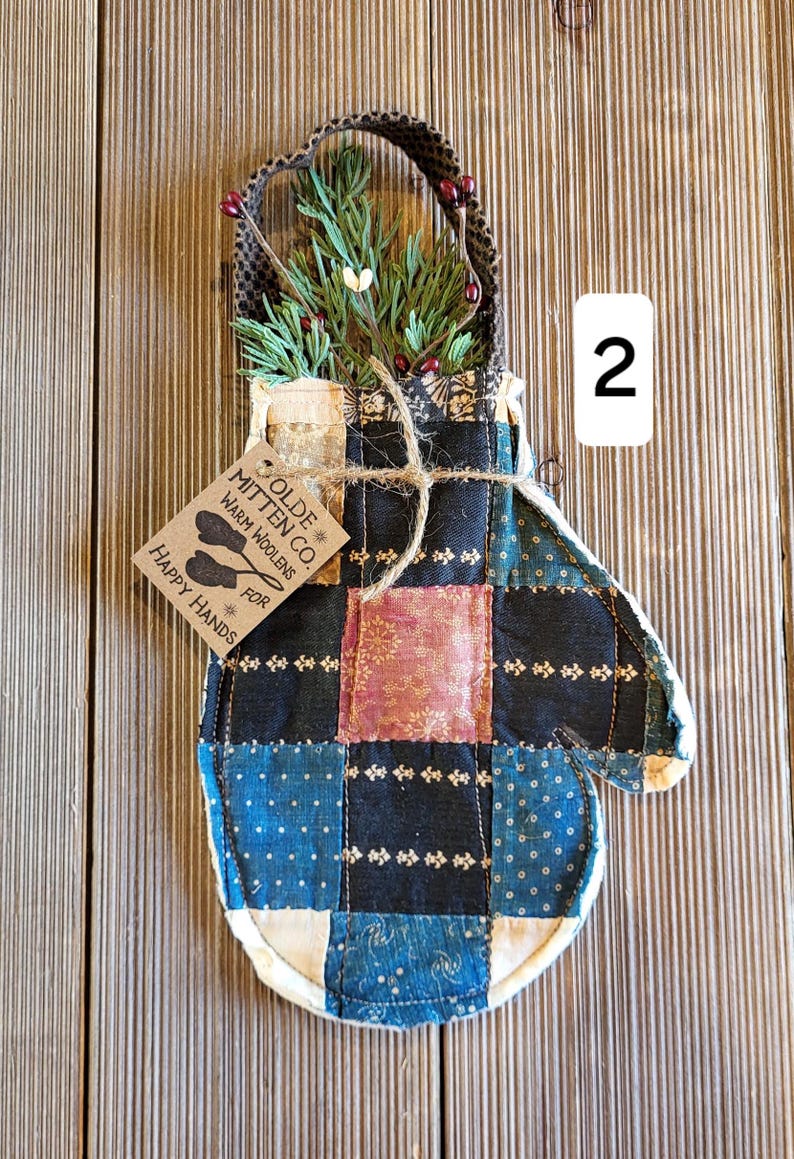 Quilted Mitten,hanging Quilt Mitten,christmas Decor,vintage Quilts ...