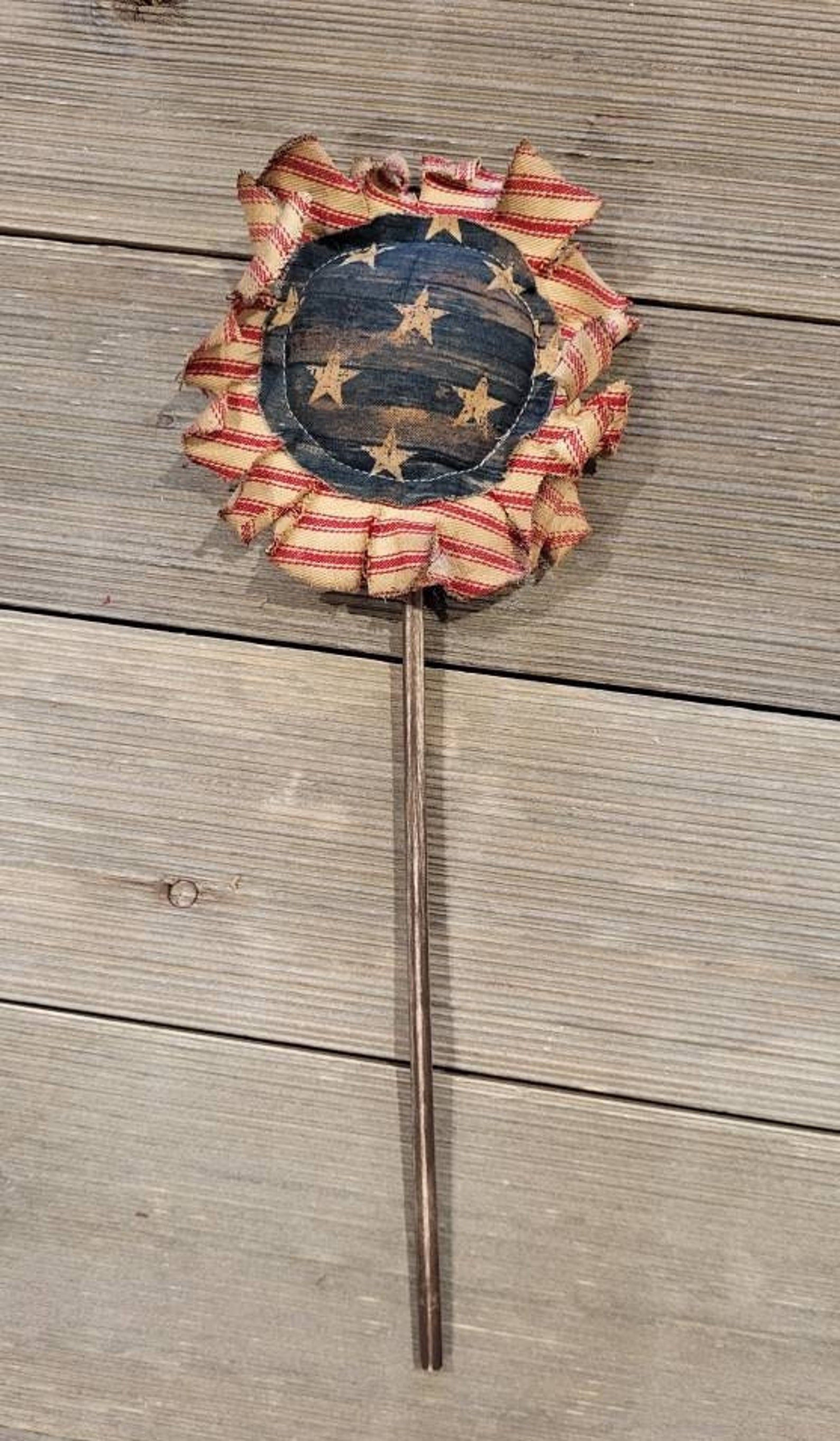 Primitive Sunflower,patriotic Primitive,patriotic Grungy Sunflowers ...