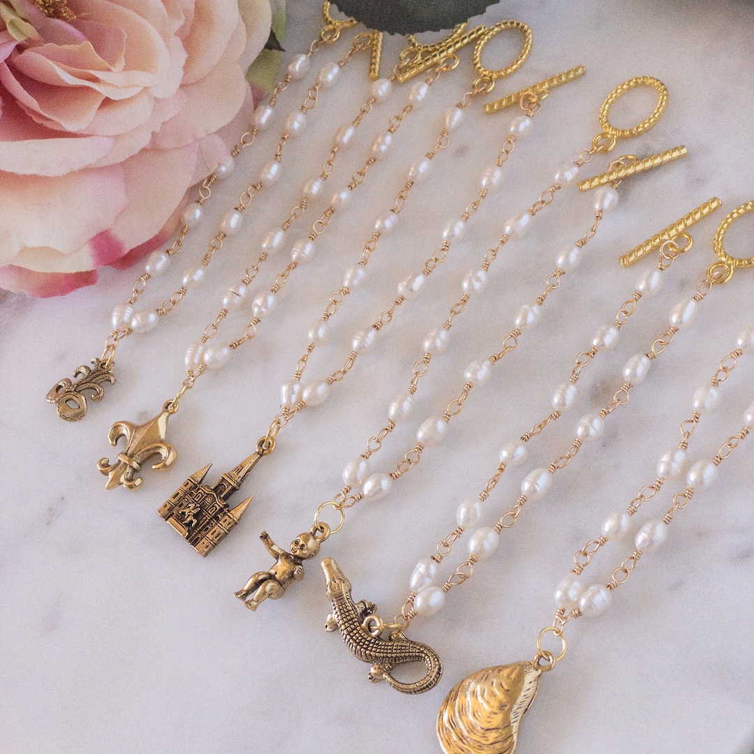Gold + Luxe Pearl Bead Modern Cake Pulls, Unique Cake Pulls, Handmade ...