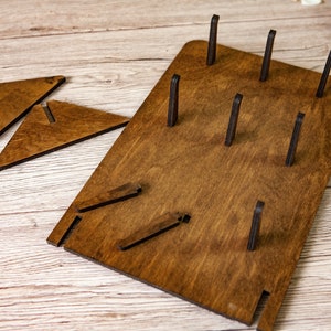 Wooden Keychain Display, Minimalist Model Craft Booth, Keychain Display ...