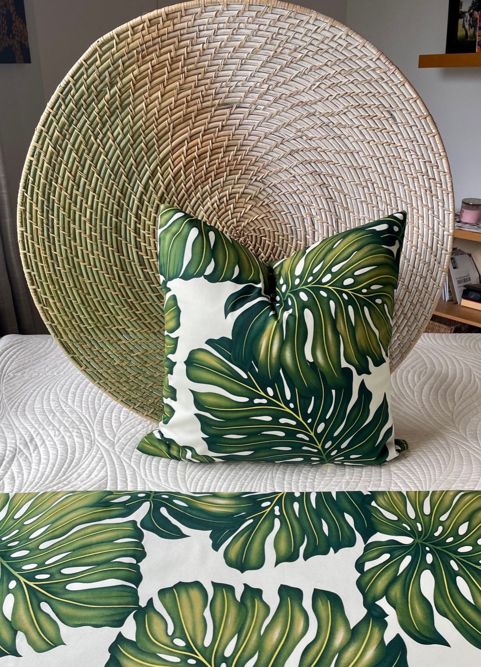 Shades of Green Monstera Leaf Print Reversible Tropical Bed Runner 94 X ...