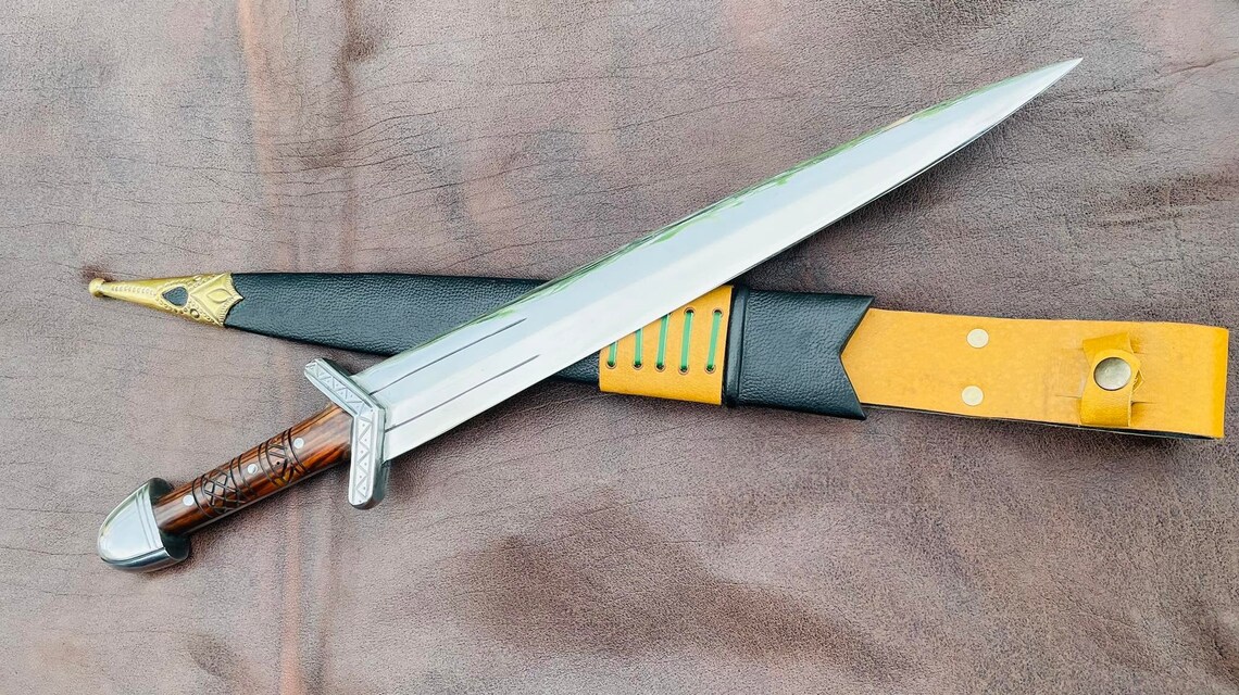 EGKH-15 Inches Blade Barrow Sword-handmade Sword-made of Leaf - Etsy