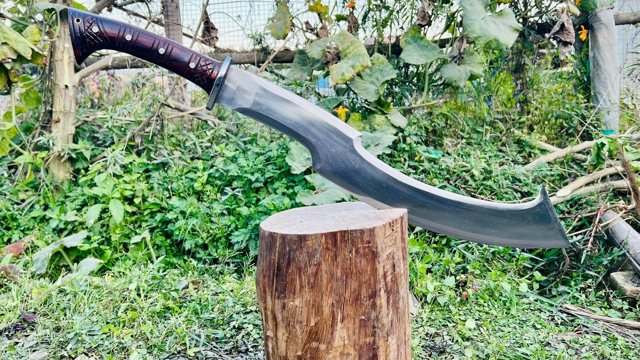 Grosse Messer Soldat