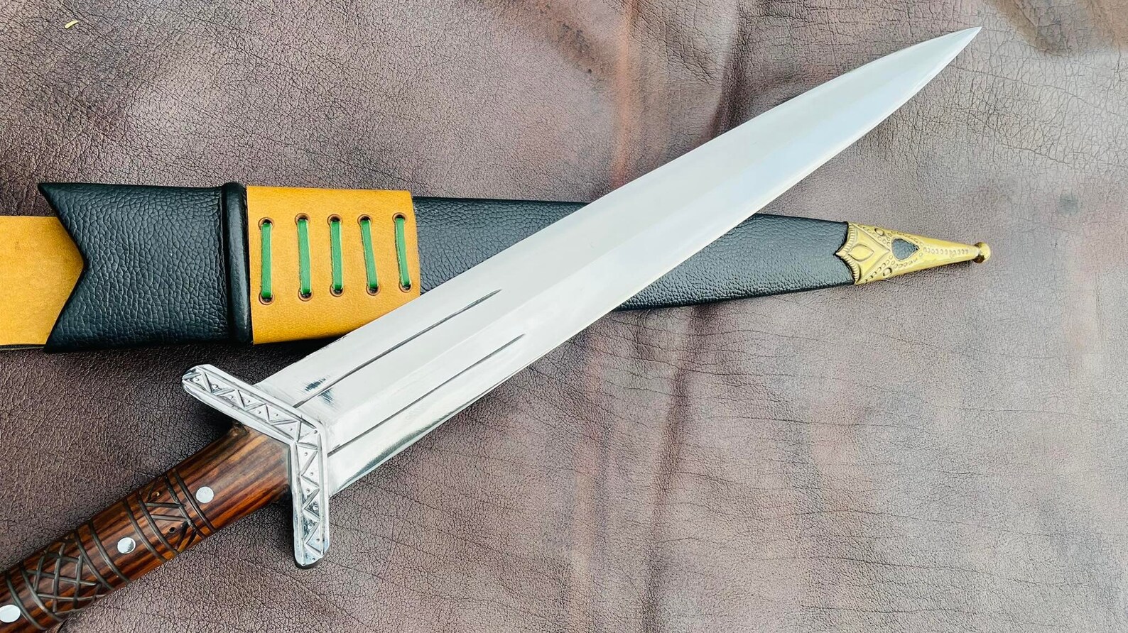 EGKH-15 Inches Blade Barrow Sword-handmade Sword-made of Leaf - Etsy