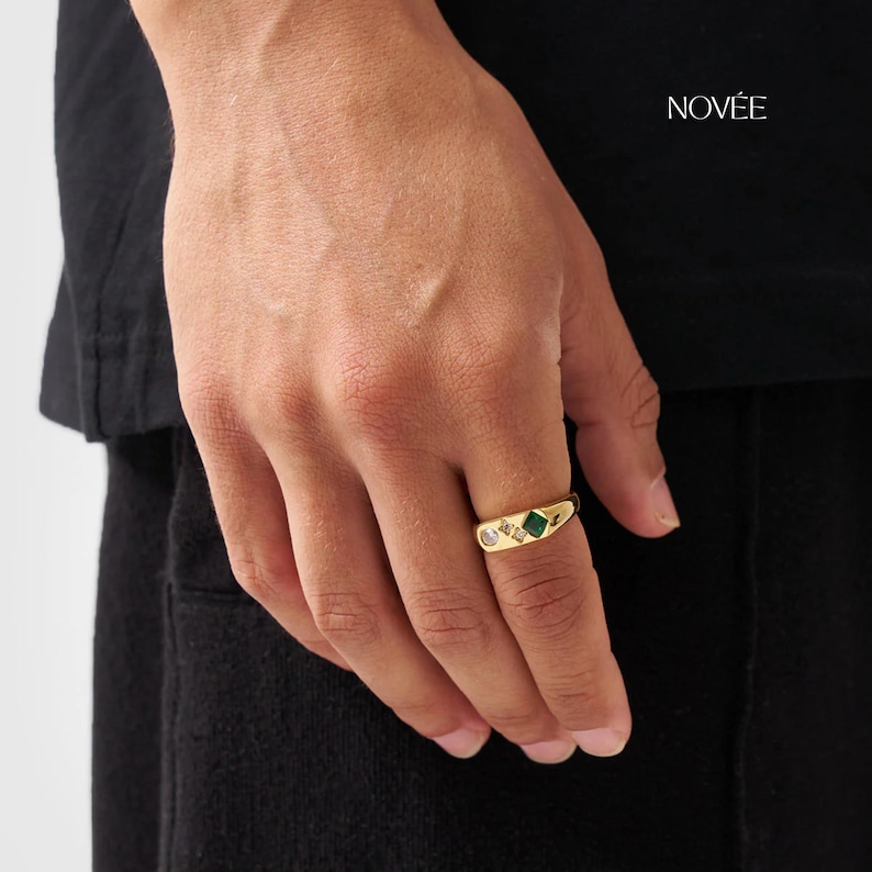 Men's Emerald Green Diamond Signet Ring | Solid Gold Solitaire Band ...