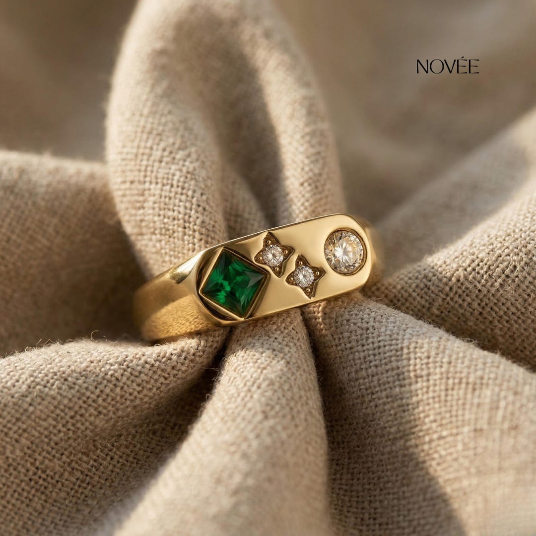 Men's Emerald Green Diamond Signet Ring | Solid Gold Solitaire Band ...