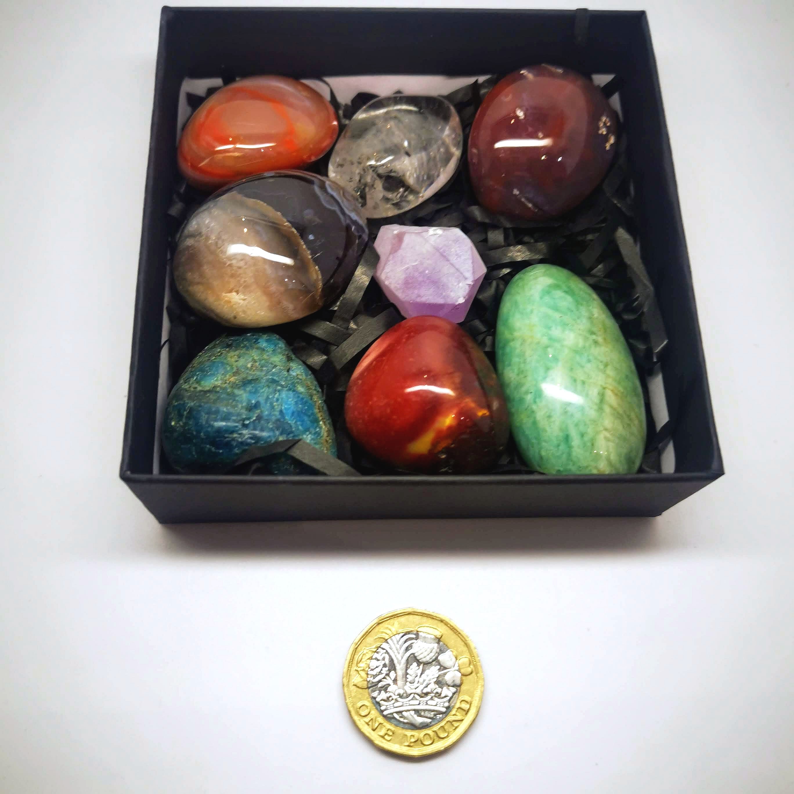 Medium Chakra Crystal Gemstone Gift set. 8 chakra gemstones in gift box ...