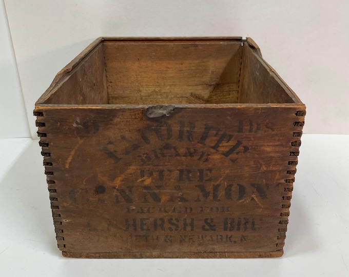 Vintage Antique Wooden Crate Box Favorite Brand Pure Cinnamon Hersh ...