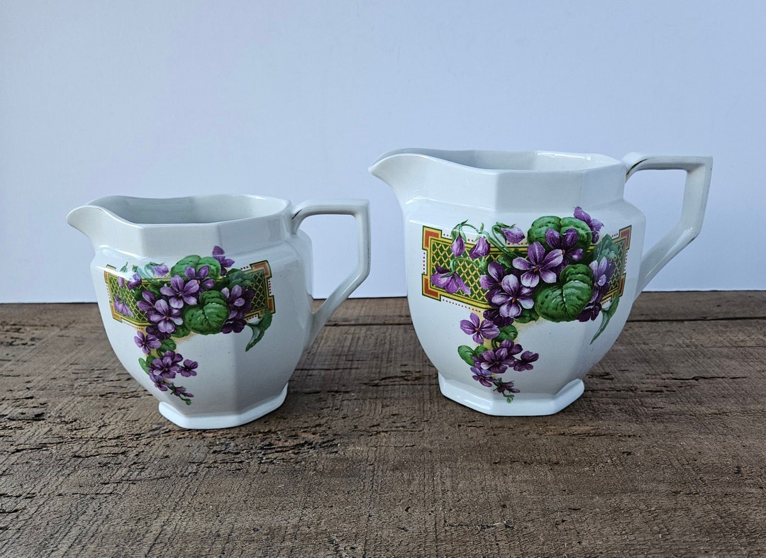 Vintage Art Deco Ceramic Jugs - Decorative Graduated Pair of Pottery ...