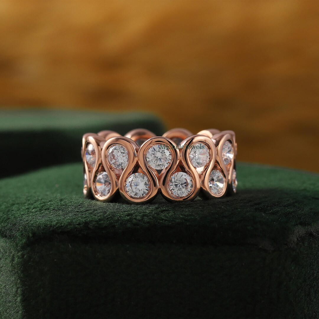 Zig Zag Wedding Band, Channel Setting Eternity Band, Vintage Style Art ...