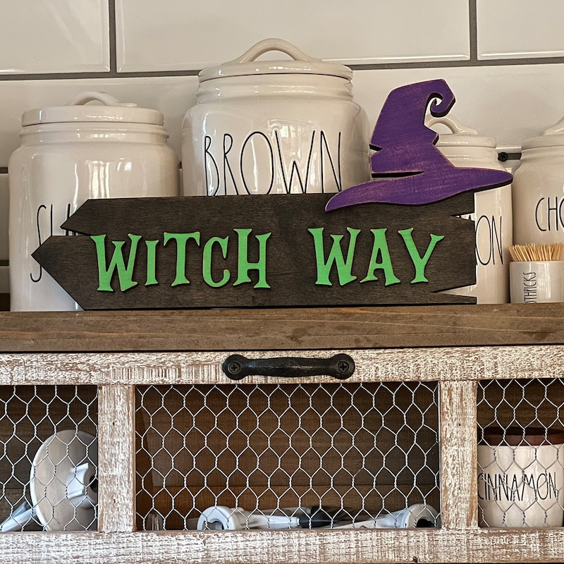 Halloween Plaque - Etsy