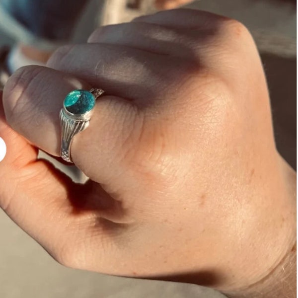Mako Mermaids Moon Ring - Etsy