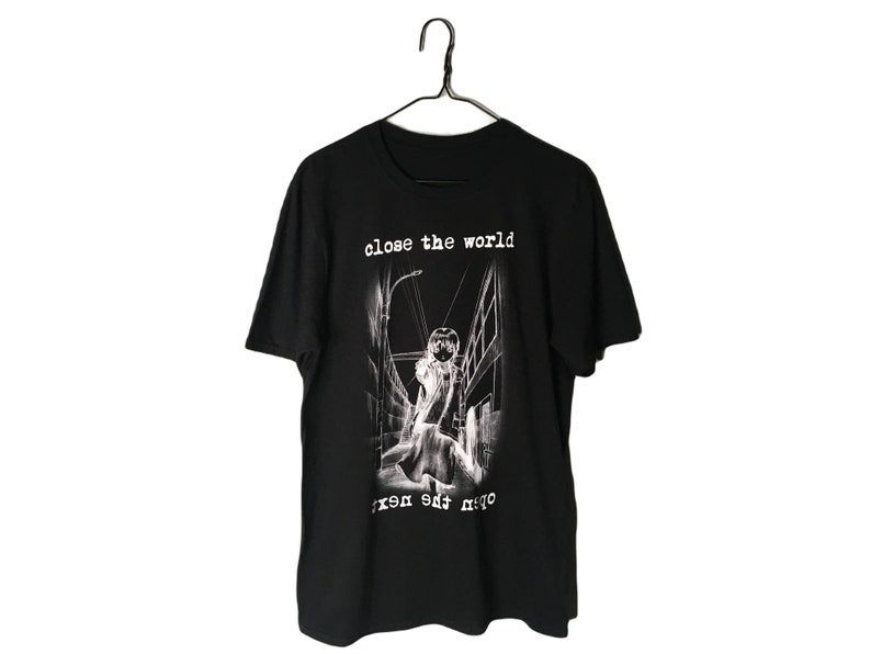 LAIN / Close the World Open the Next / Serial Experiments Lain - Etsy ...