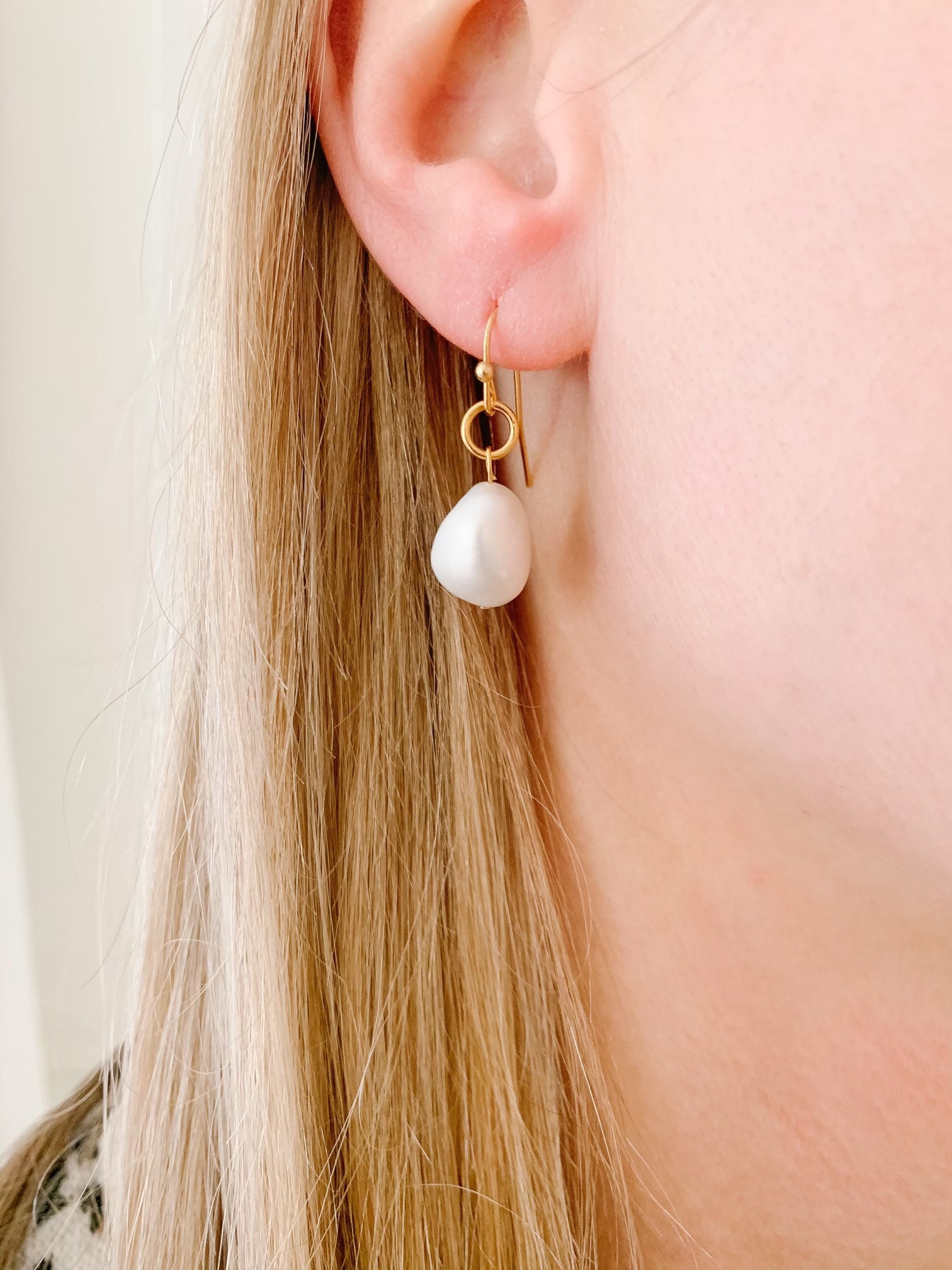 Baroque Pearl Drop Earrings Etsy
