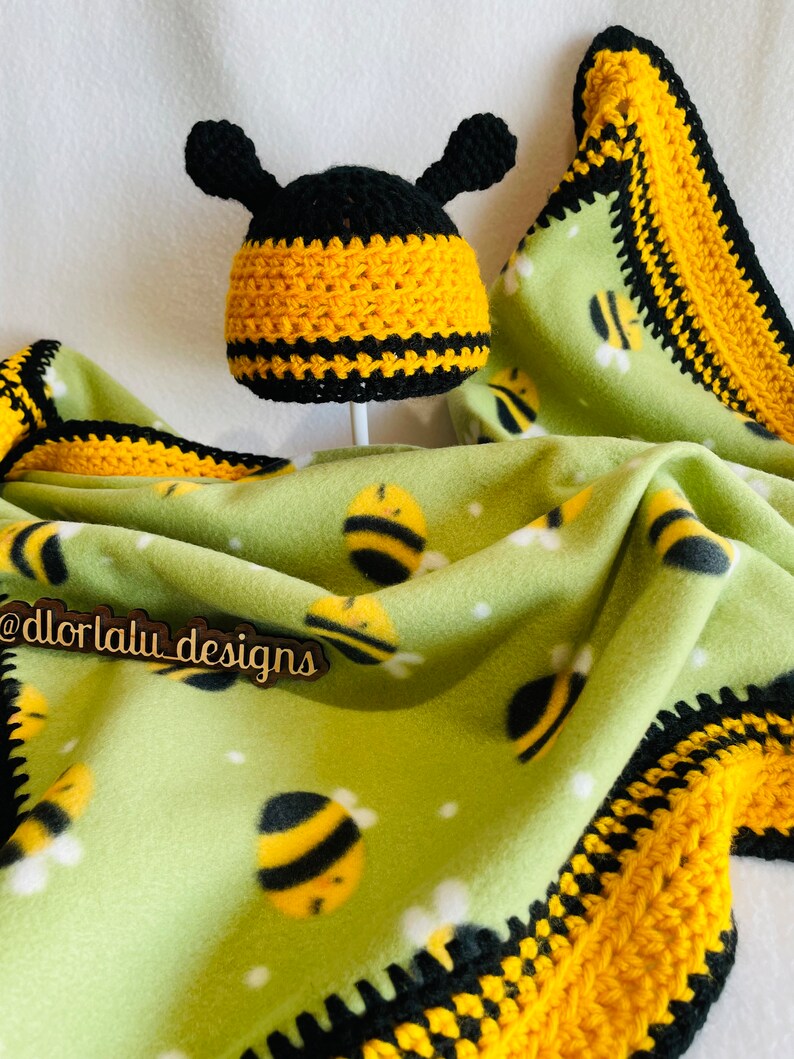 Bumble Bee Baby Blanket Gift Set, Handmade Baby Shower Gift, Toddler ...