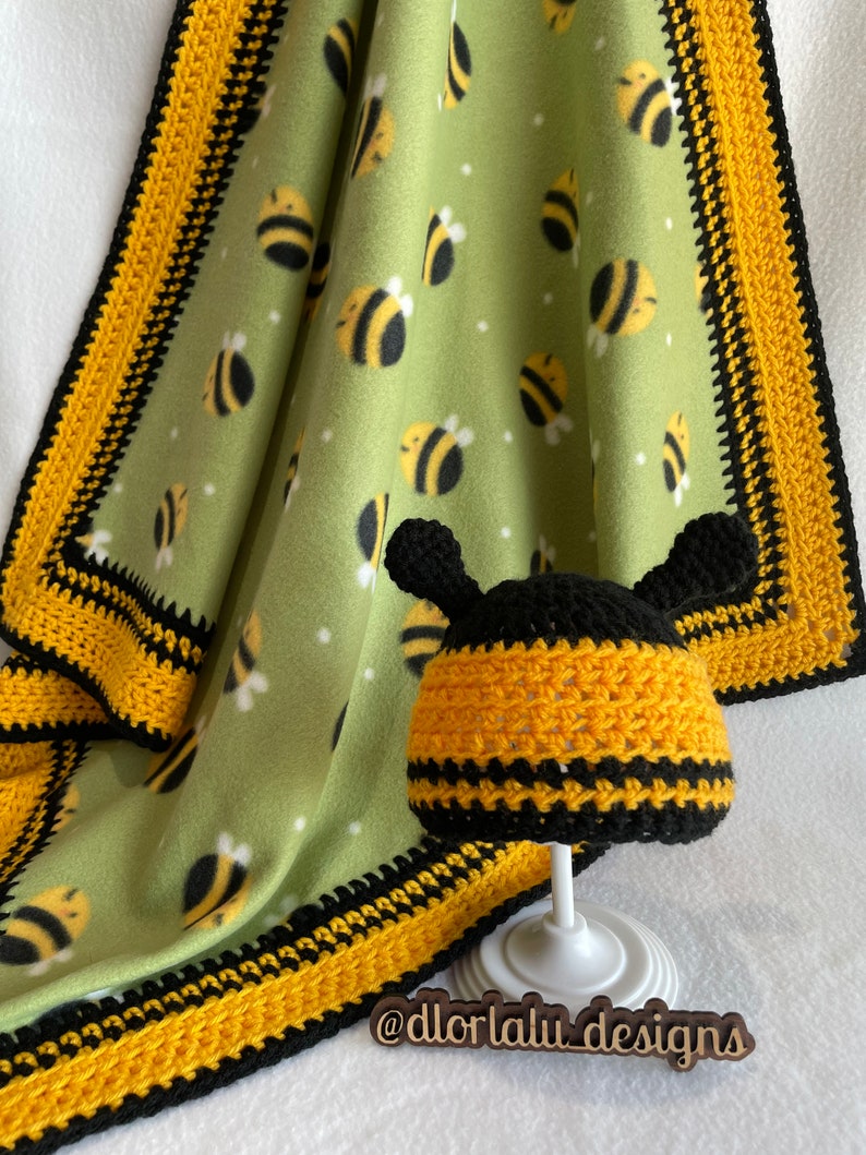 Bumble Bee Baby Blanket Gift Set, Handmade Baby Shower Gift, Toddler ...