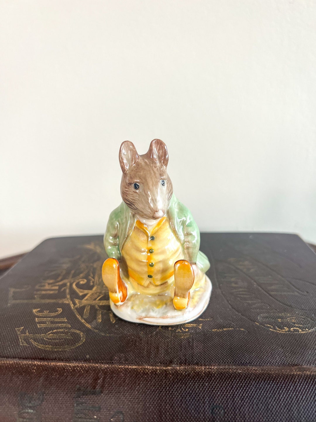 Beatrix Potter's Samuel Whiskers Figurine, F Warne & Co Ltd., Gold Oval ...