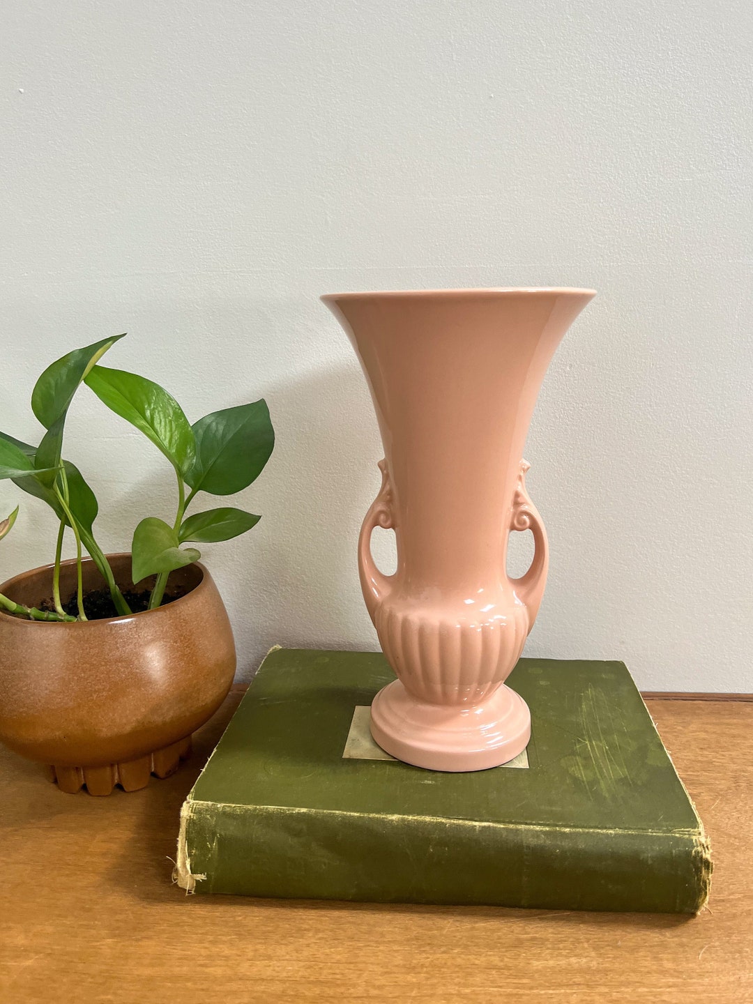 1940s Vintage Light Pink Ceramic Vase, Chadwick China Co #400, Art Deco ...