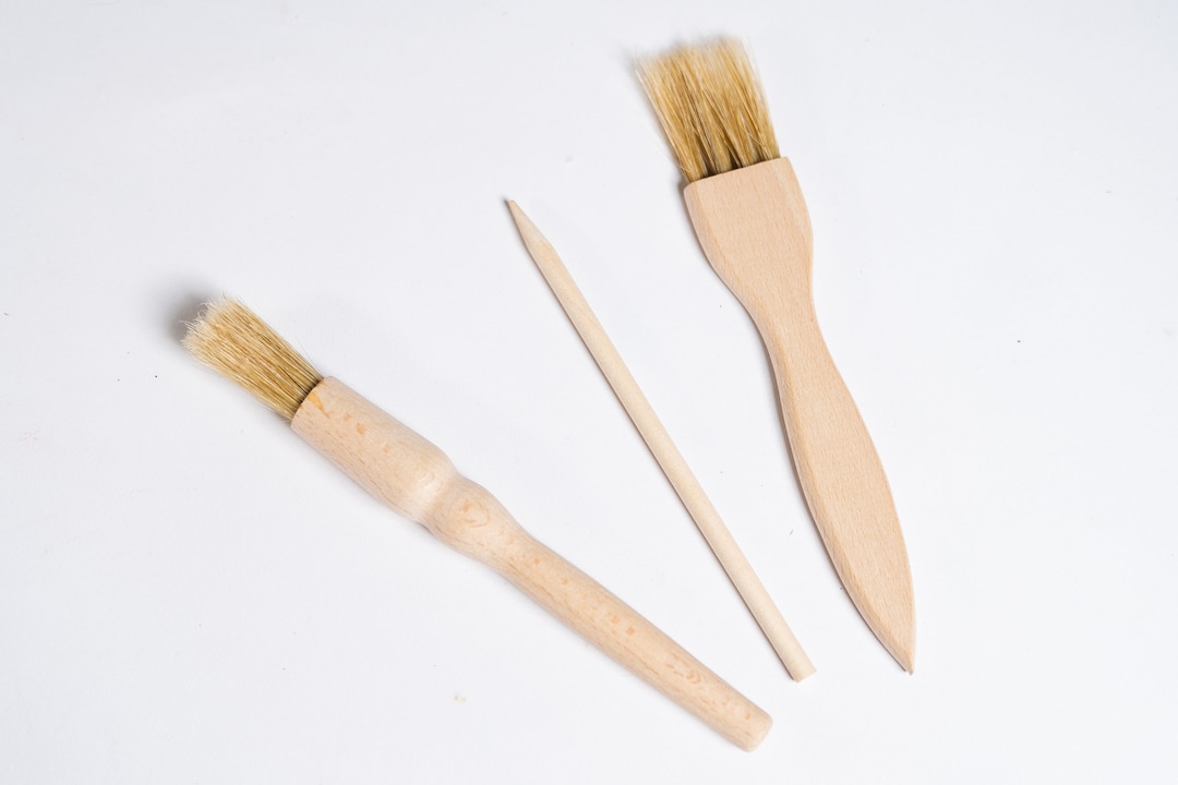 Wooden Pastry Brushes for Heuristic and Sensory Bin Play. Wooden ...