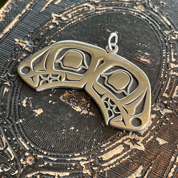Twin Beaver Whale Tail Totem Sterling Silver Pendant/… - Gem